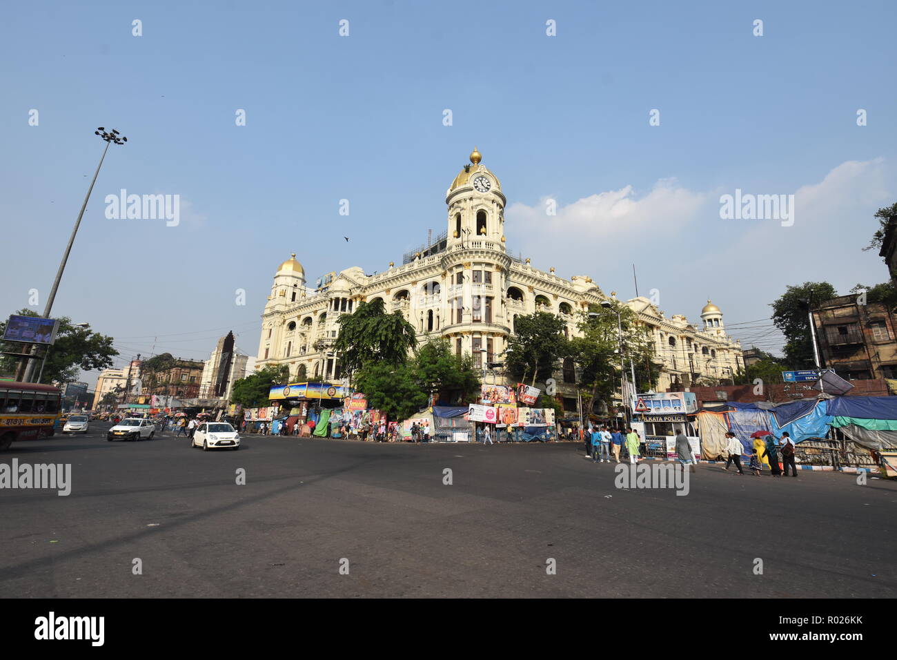 Metropolitan Building, 7 Jawaharlal Nehru road better known as ...