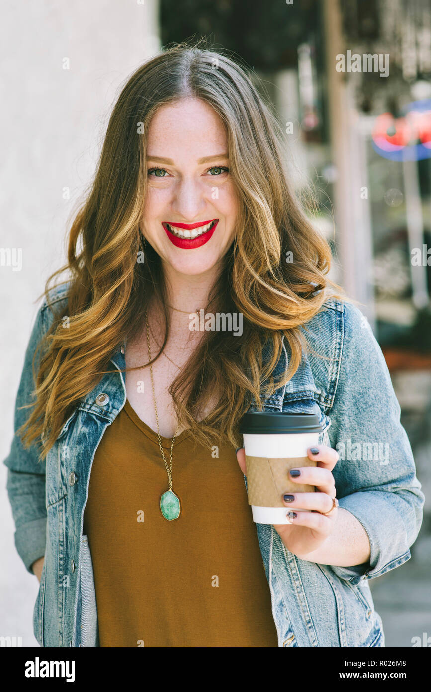 Pretty female people hi-res stock photography and images - Alamy