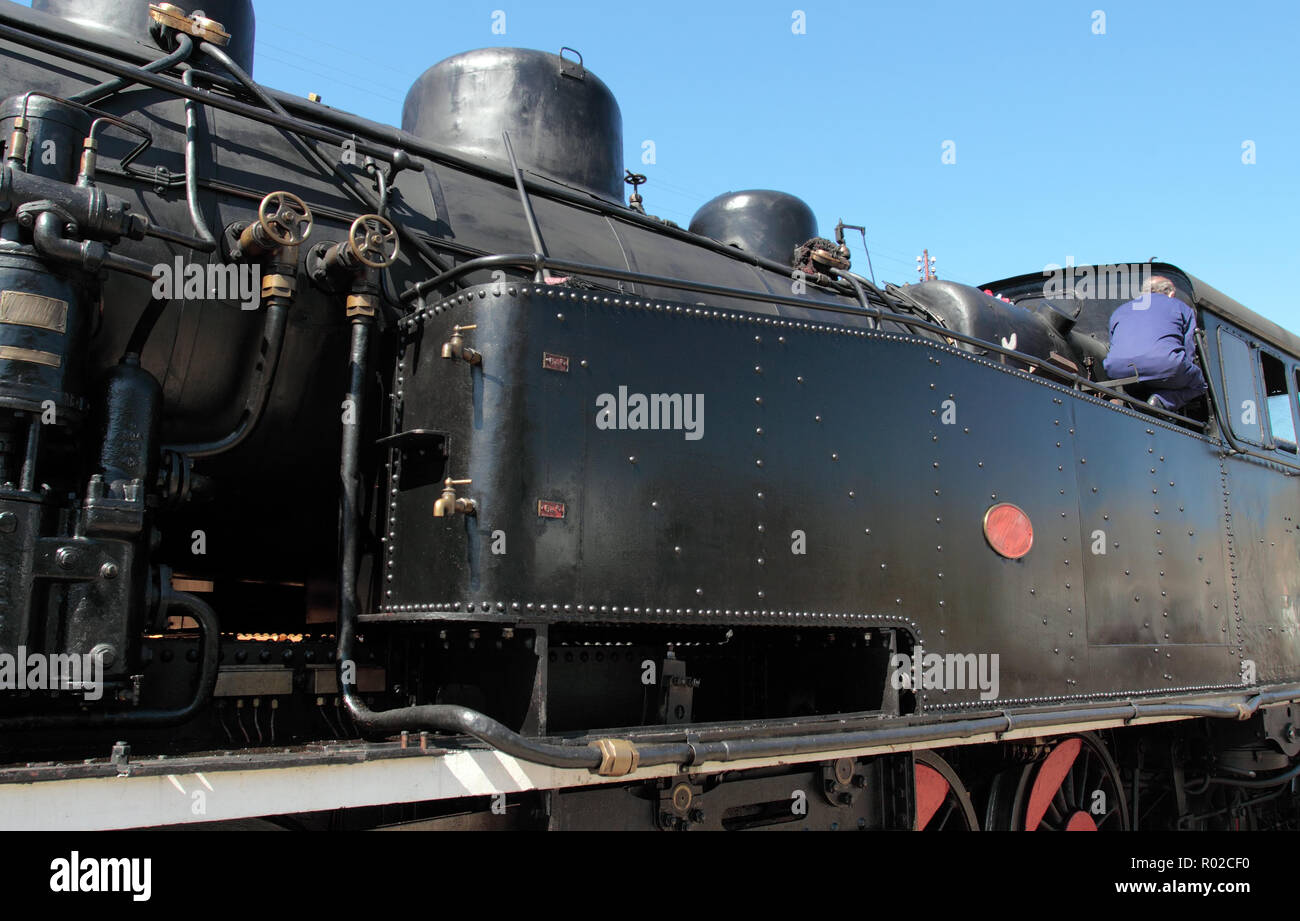 Vintage steam locomotive in maintenance hi-res stock photography and ...