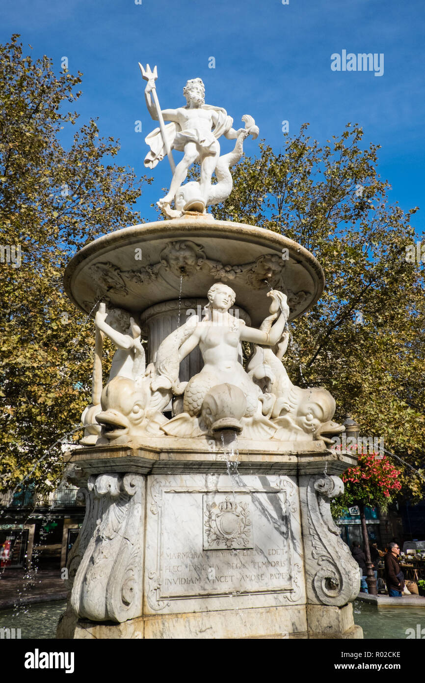 La fontaine de neptune hi-res stock photography and images - Alamy