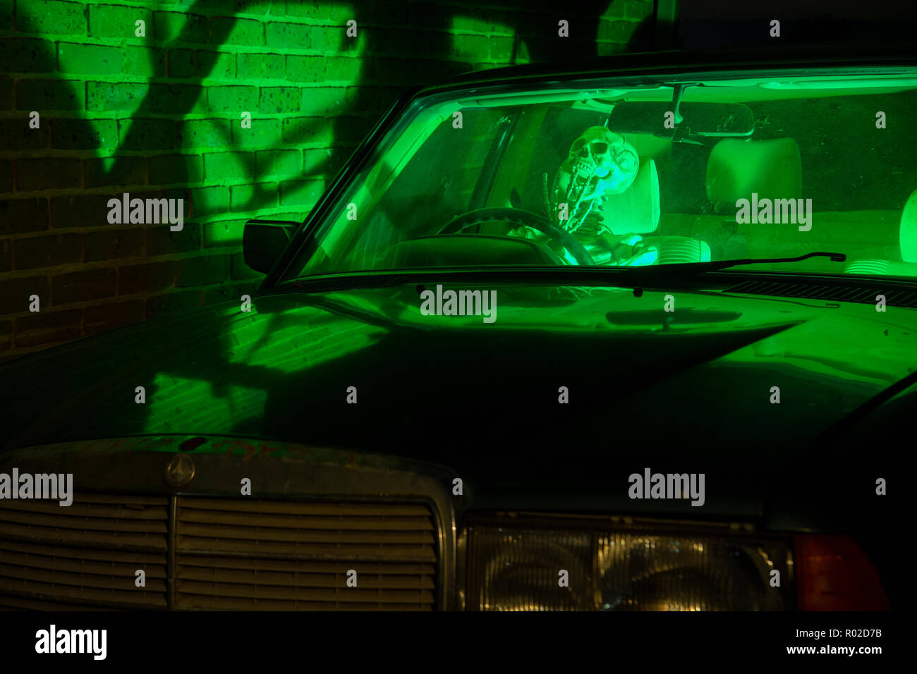 Skeleton driving car hi-res stock photography and images - Alamy