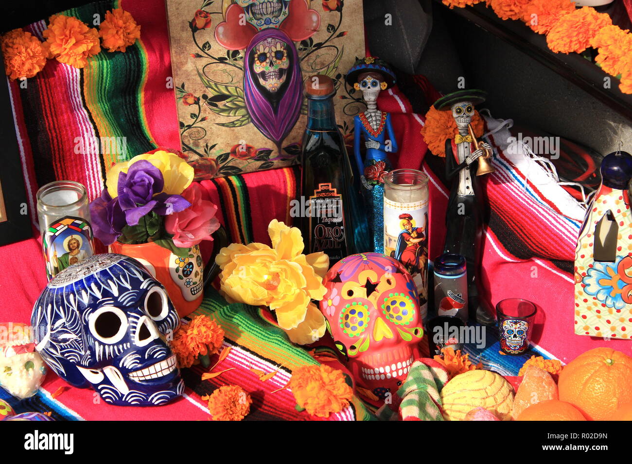 Altar de muertos hi-res stock photography and images - Alamy