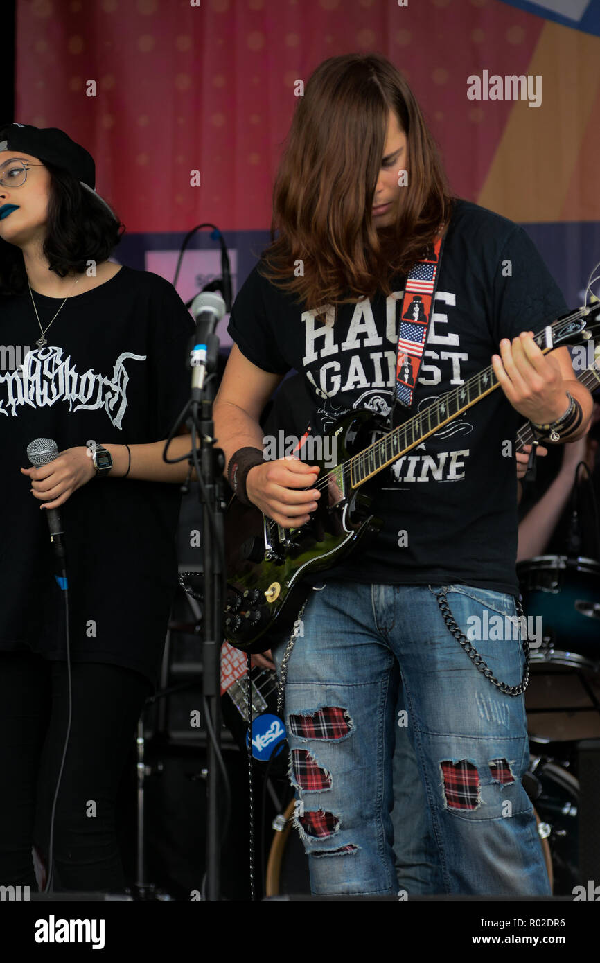 Edinburgh Live Music High Resolution Stock Photography and Images - Alamy