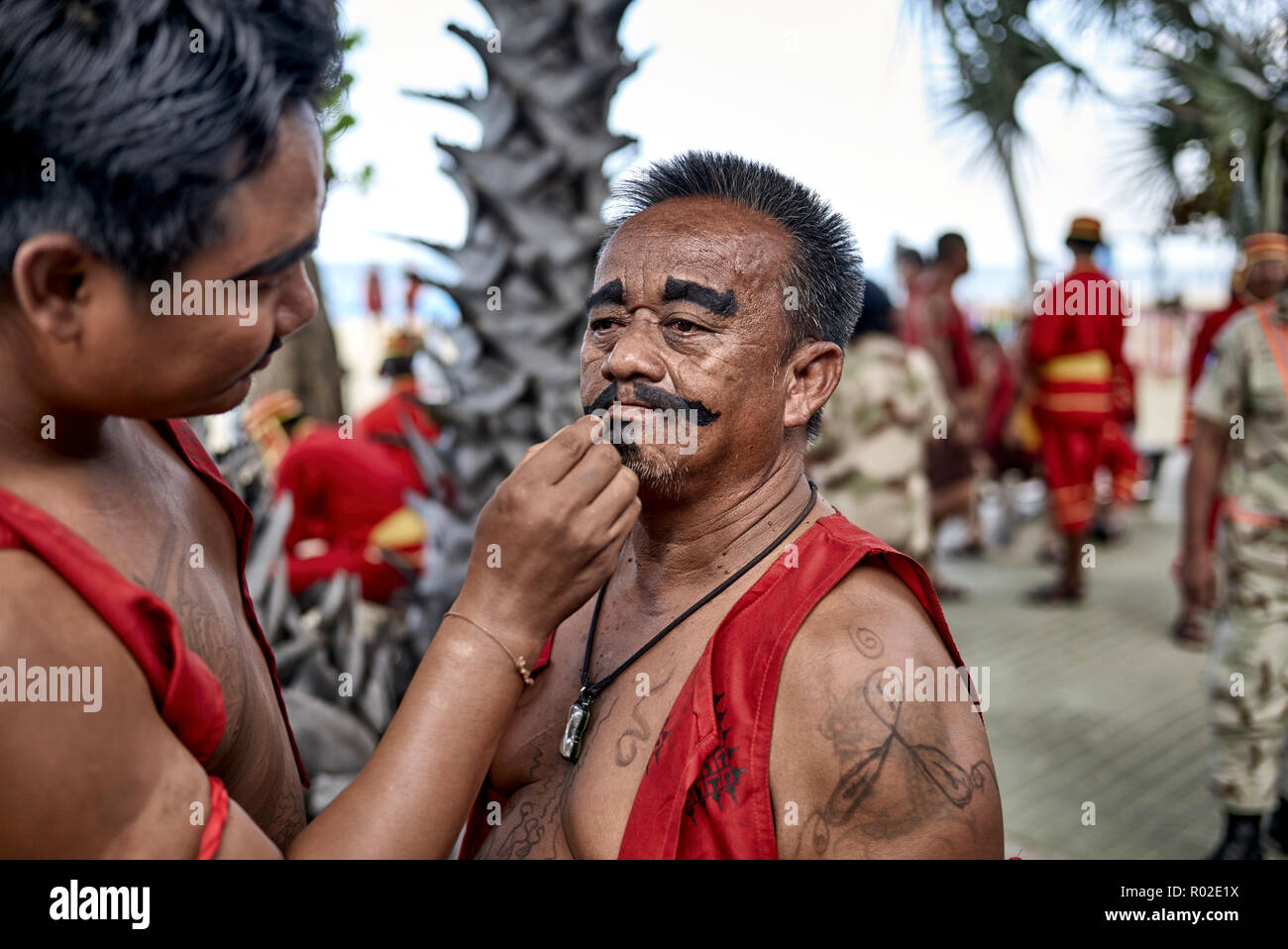 Thailand people faces hi-res stock photography and images - Alamy