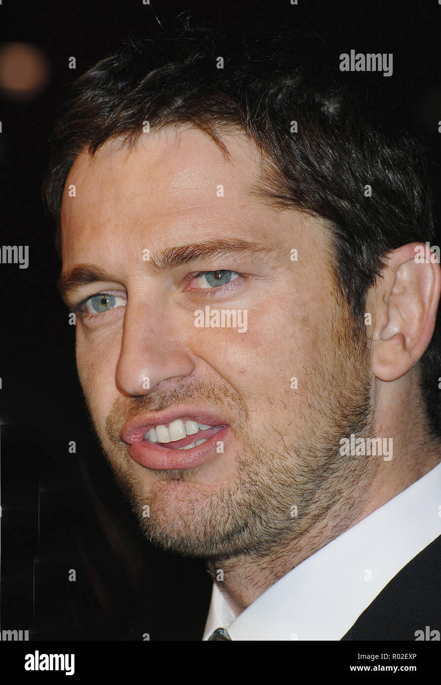 Gerard Butler arriving at the 300 Premiere at the Chinese Theatre in ...
