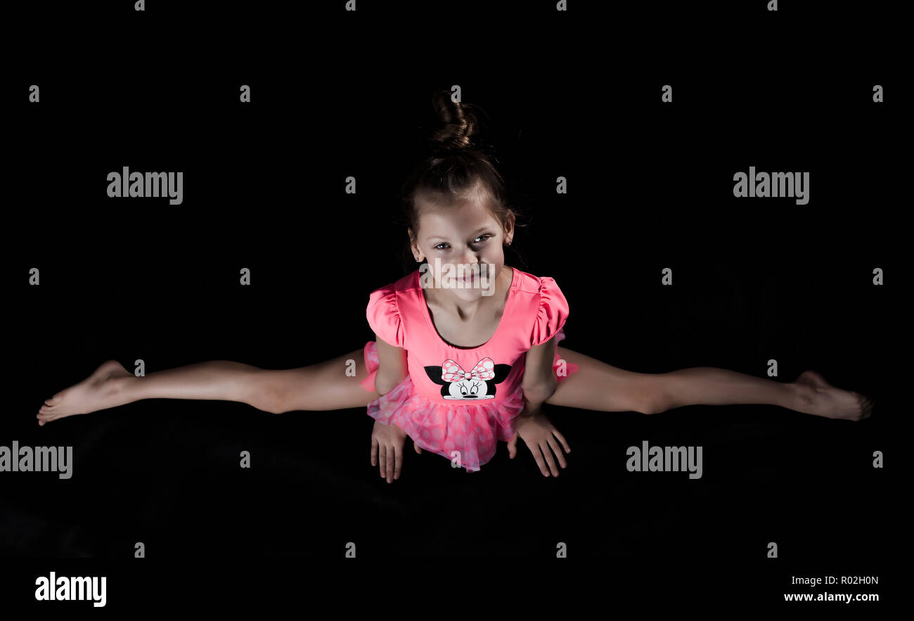 Gymnastic poses hi-res stock photography and images - Alamy