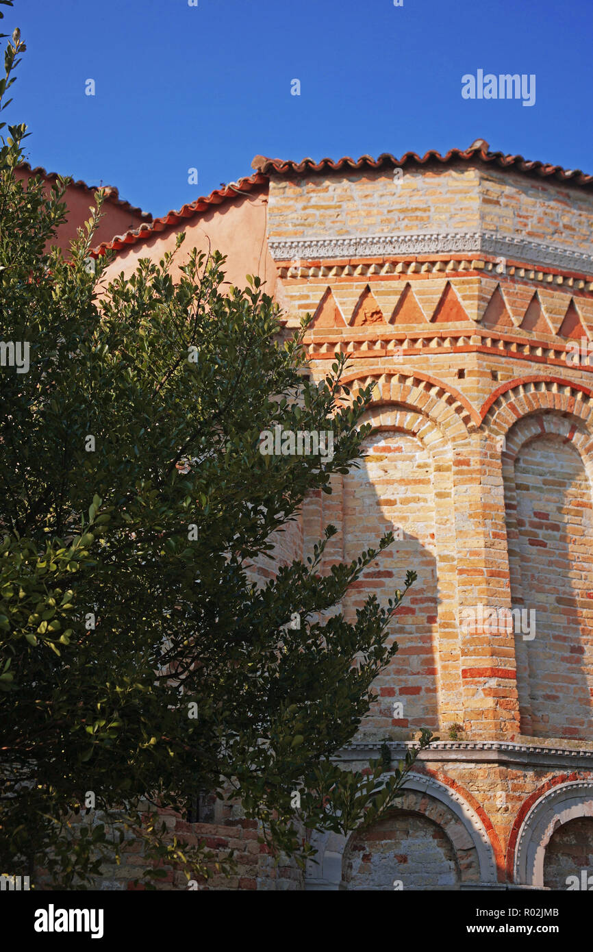 Chiesa di Santa Fosca, Torcello: 11th century church Stock Photo - Alamy