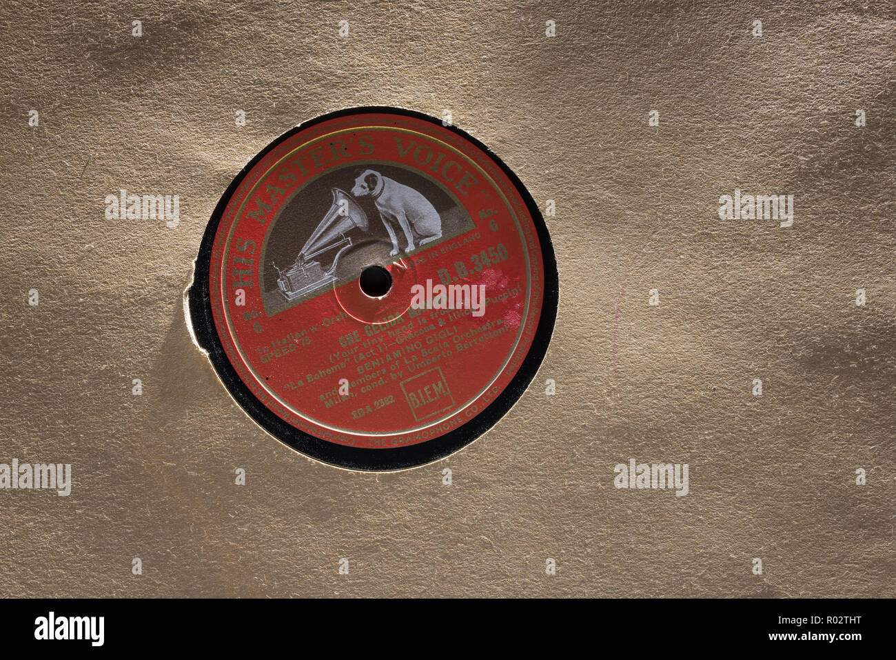 Old 78 record sleeve hi-res stock photography and images - Alamy