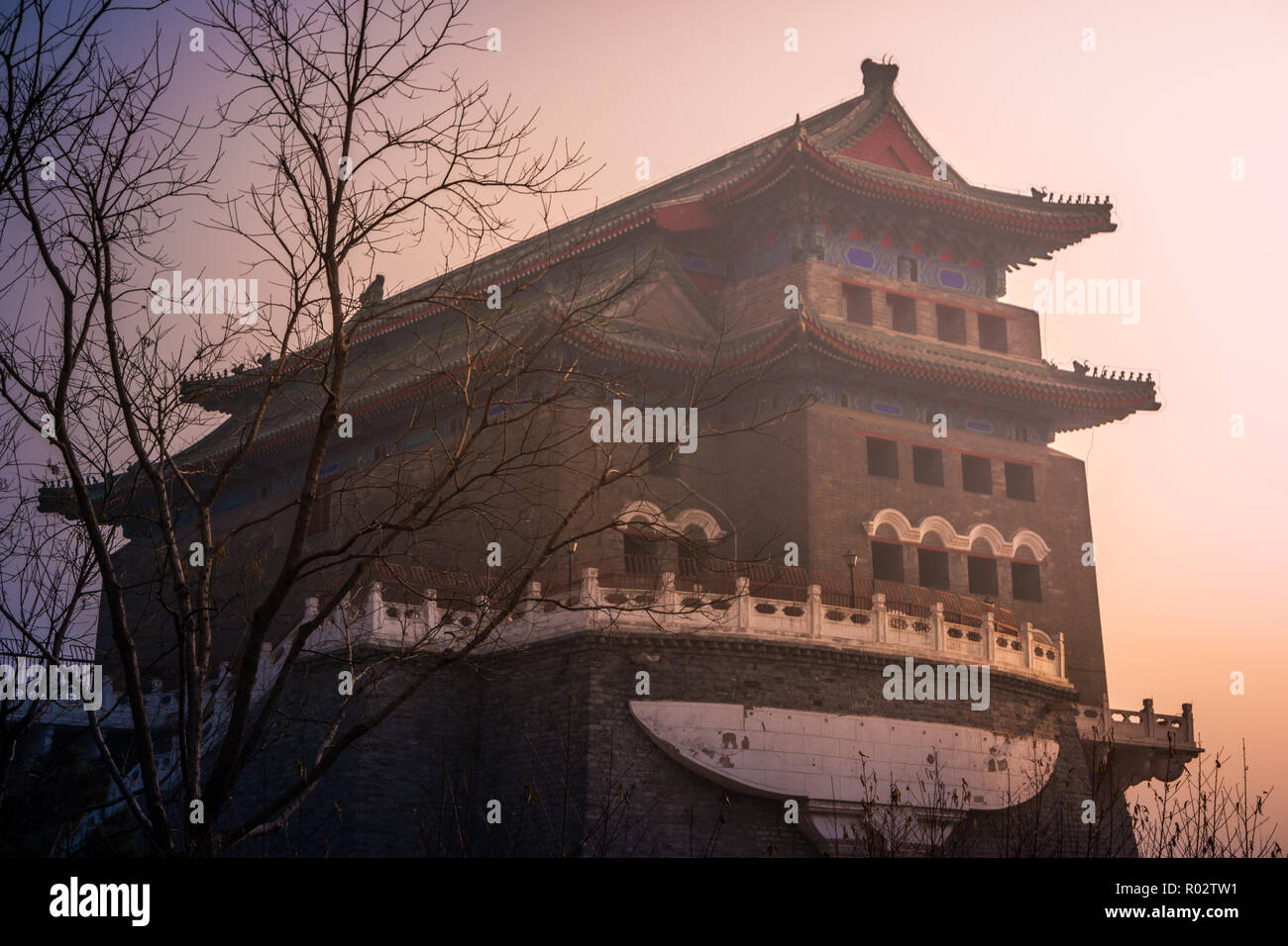 Gate Tower China Beijing East door Arrow Building Stock Photo - Alamy