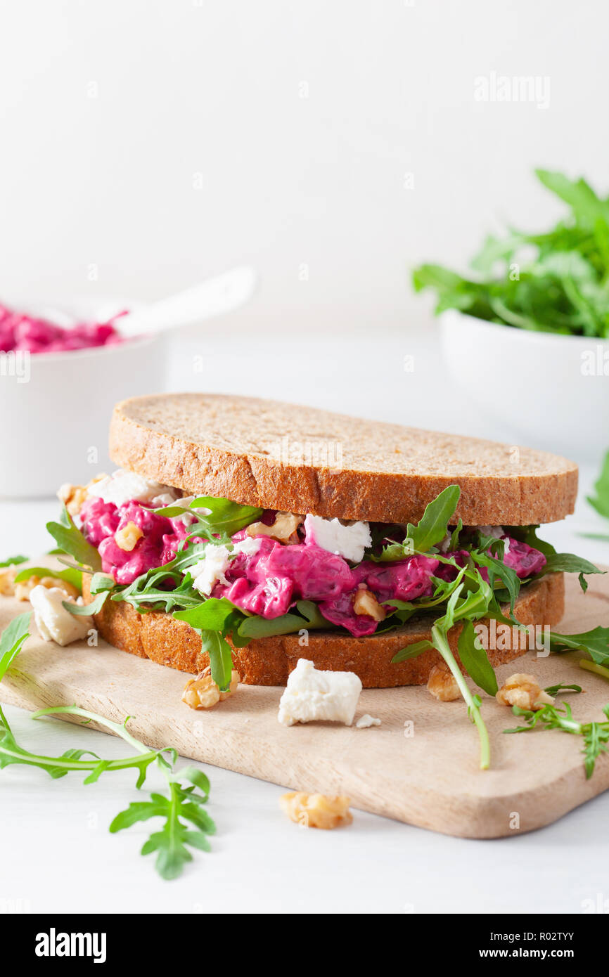 Feta cheese sandwich hi-res stock photography and images - Alamy