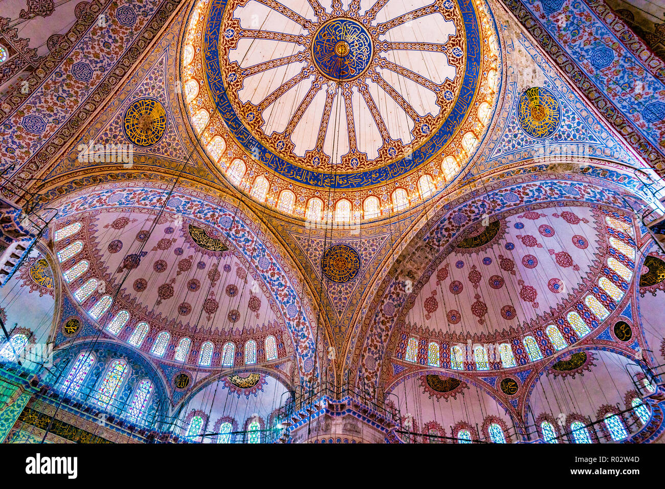 Interior of the Blue Mosque, Istanbul. Turkey Stock Photo - Alamy