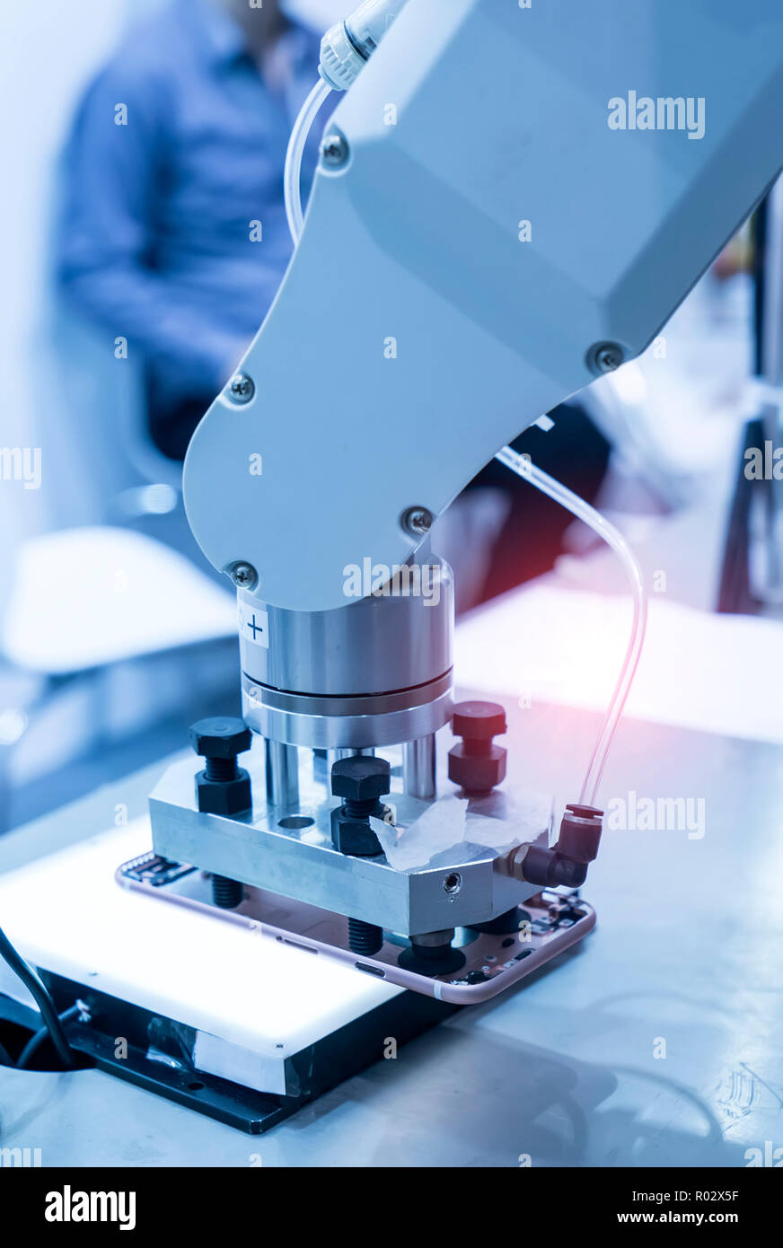 Robotic machine vision system in phone factory Stock Photo - Alamy Robotic machine vision system in phone factory Stock Photo - Alamy