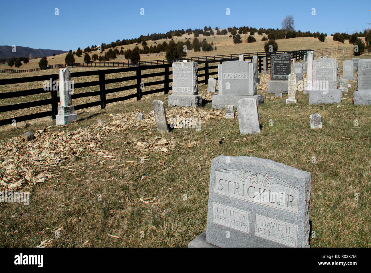 Small graveyard in rural Virginia, USA Stock Photo - Alamy