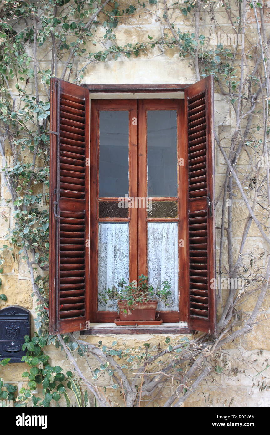 Louvres architecture detail hi-res stock photography and images - Alamy