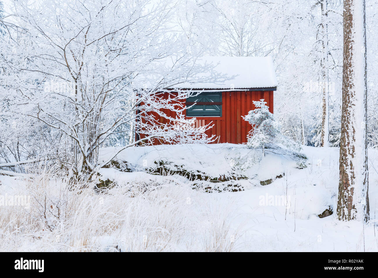 Hunting cabin hi-res stock photography and images - Alamy