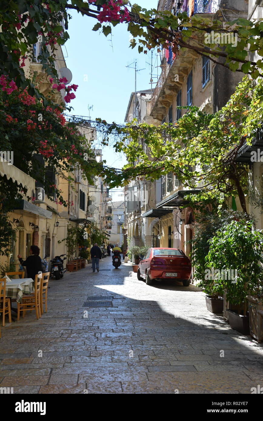 Arcade in corfu old town hi-res stock photography and images - Alamy
