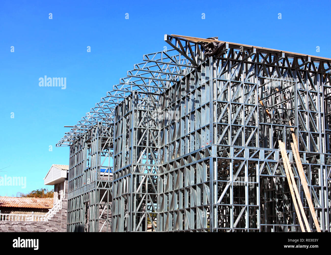Skeleton of industrial building during construction Stock Photo - Alamy