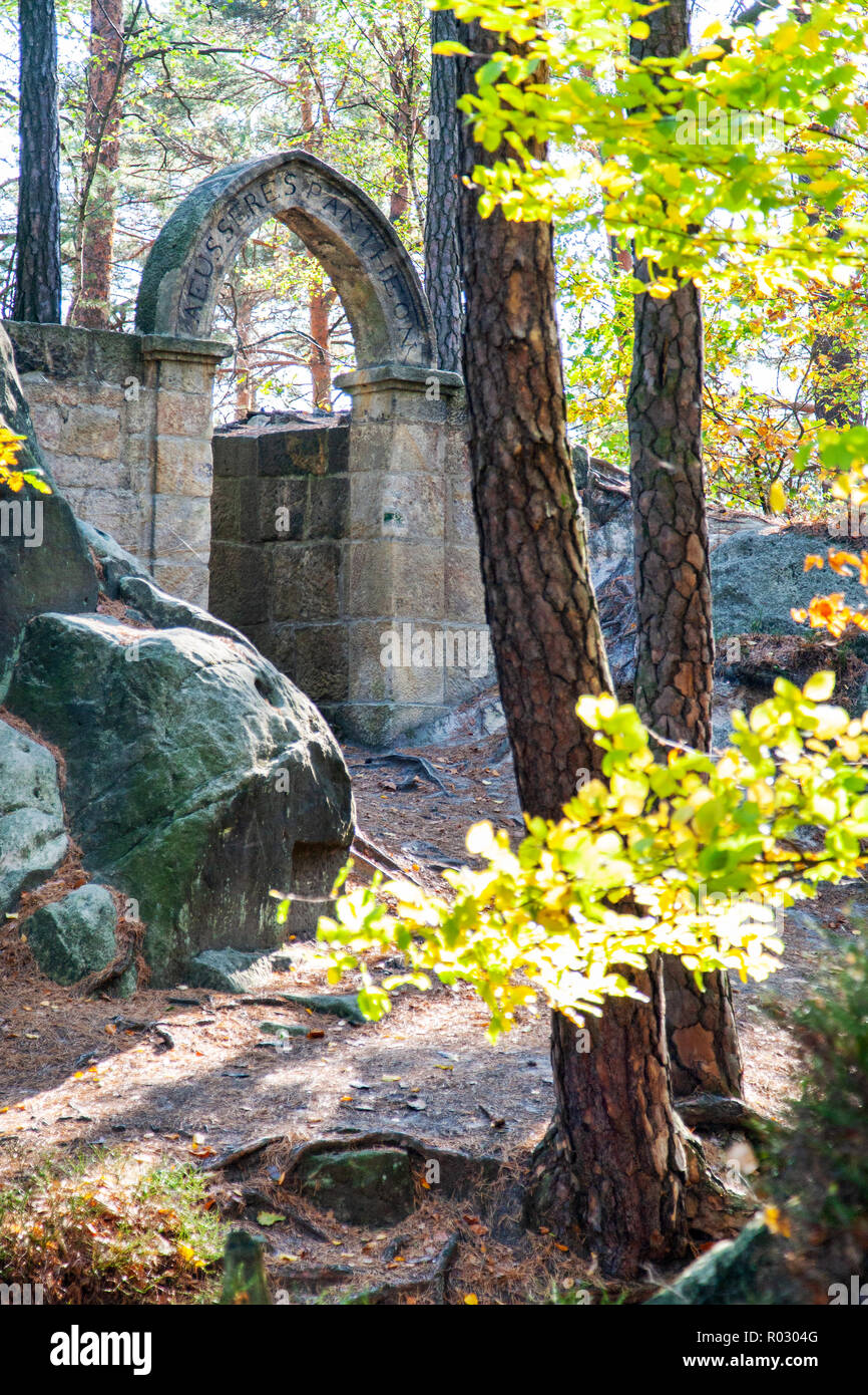 Brána Pantheonu, Skalni hrad Pantheon - Vranov, Mala Skala, Cesky raj ...