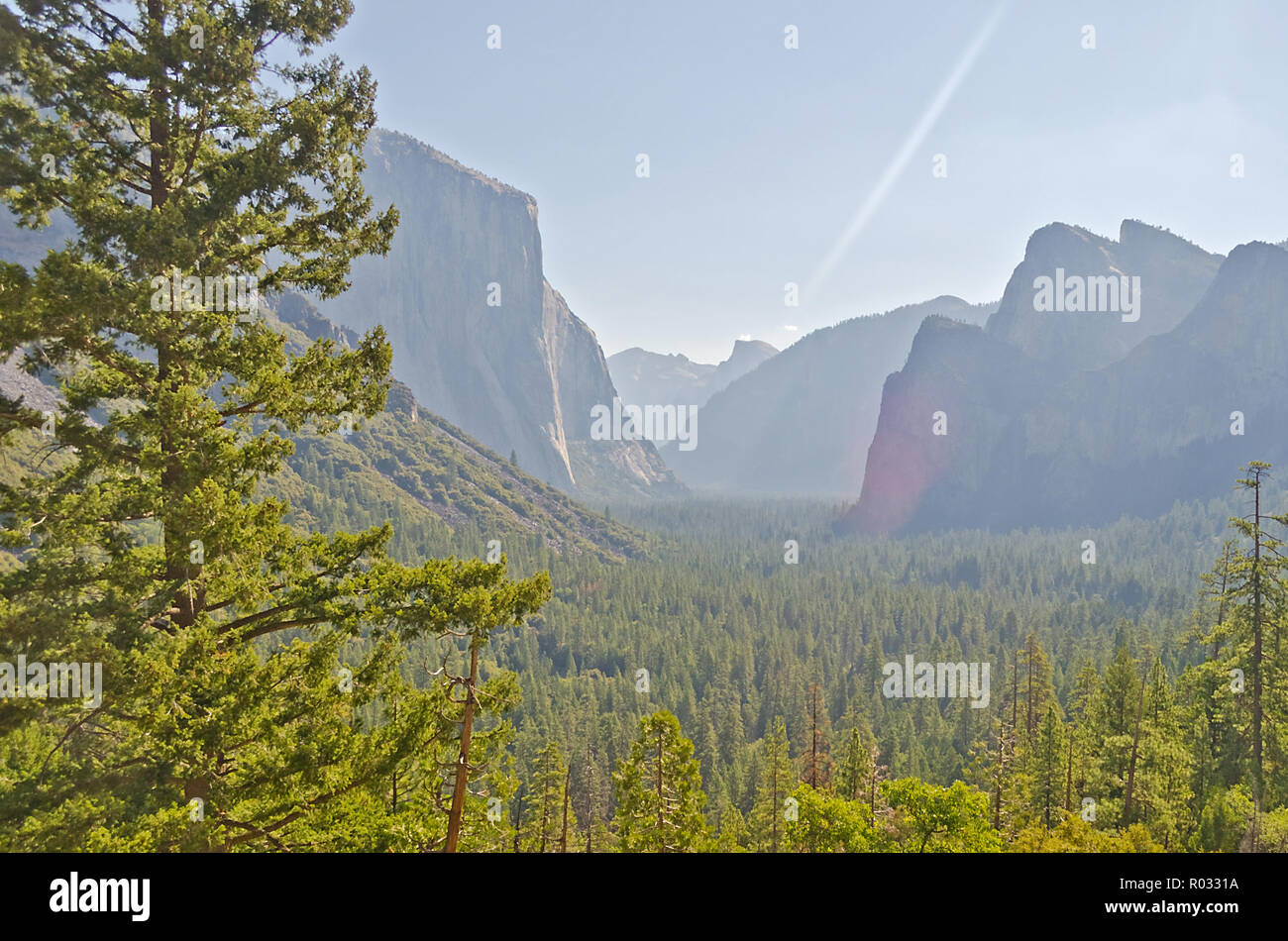 Yosemite Valley from Tunnel View, California, USA Stock Photo - Alamy
