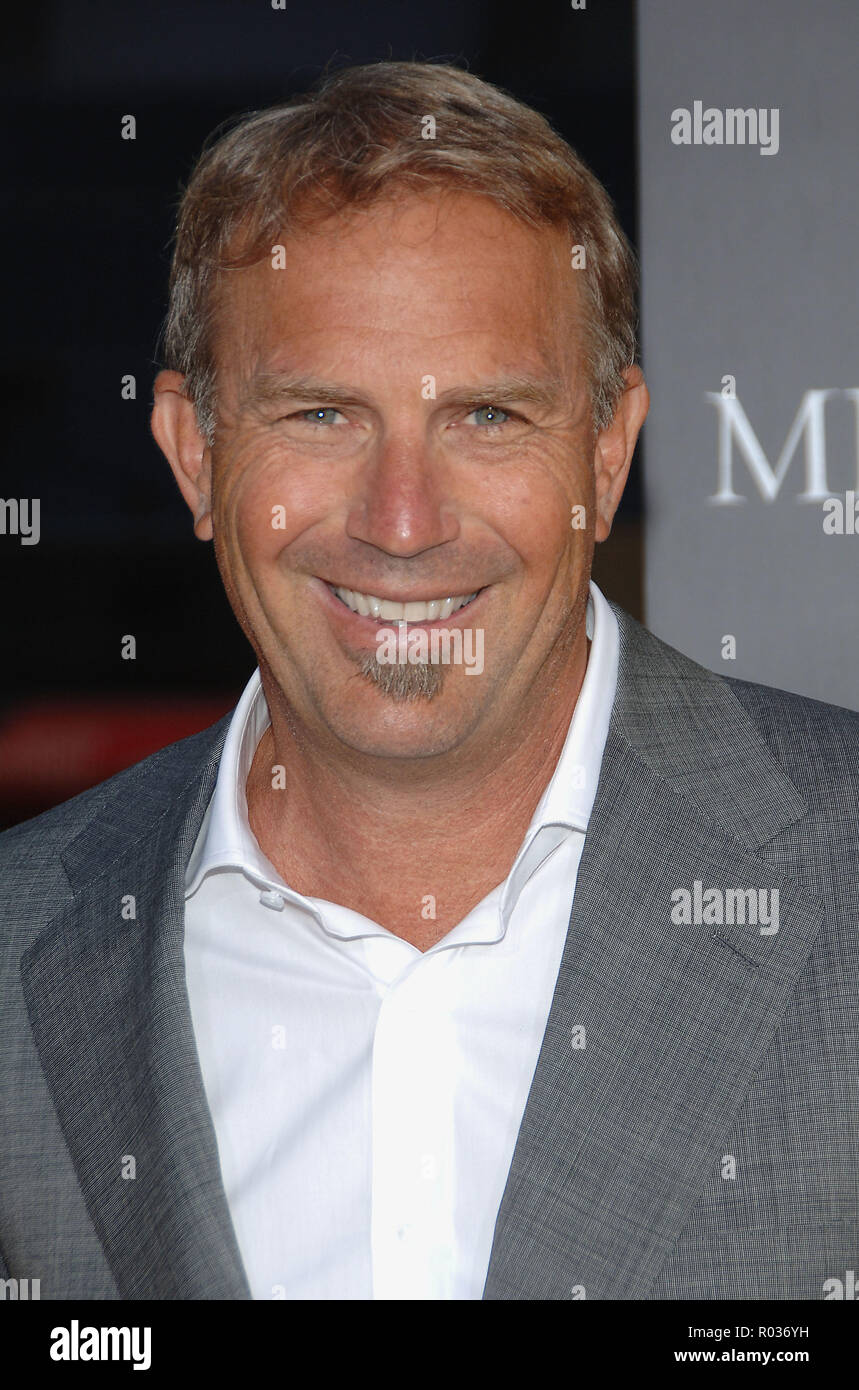 Kevin Costner arriving at Mr BROOKS Premiere at the Chinese Theatre In ...