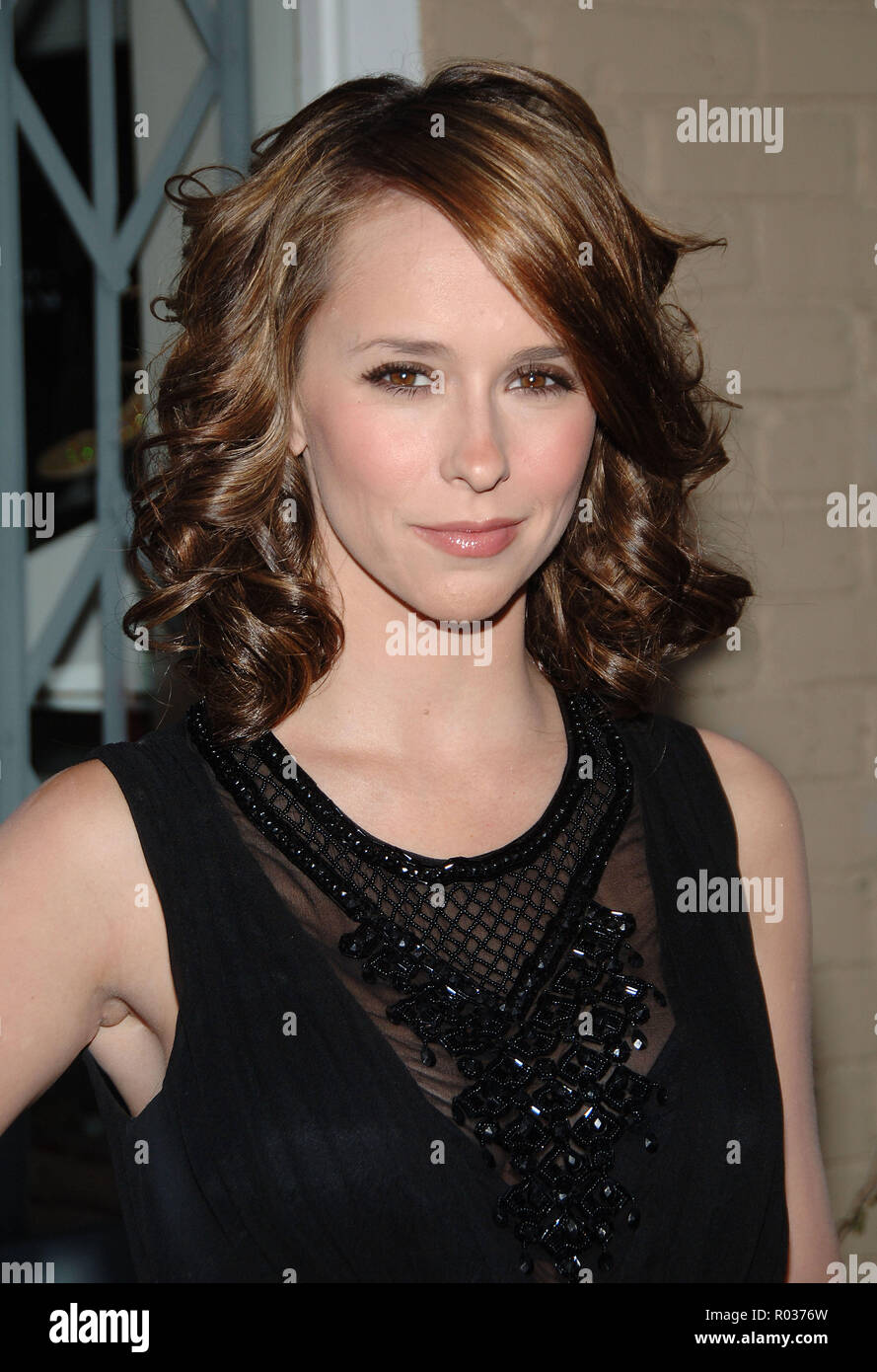 Jennifer Love Hewitt Curly Hair