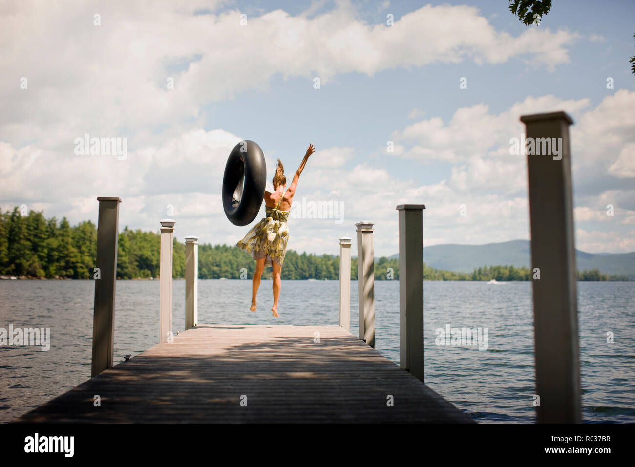 Ring jump off hi-res stock photography and images - Alamy