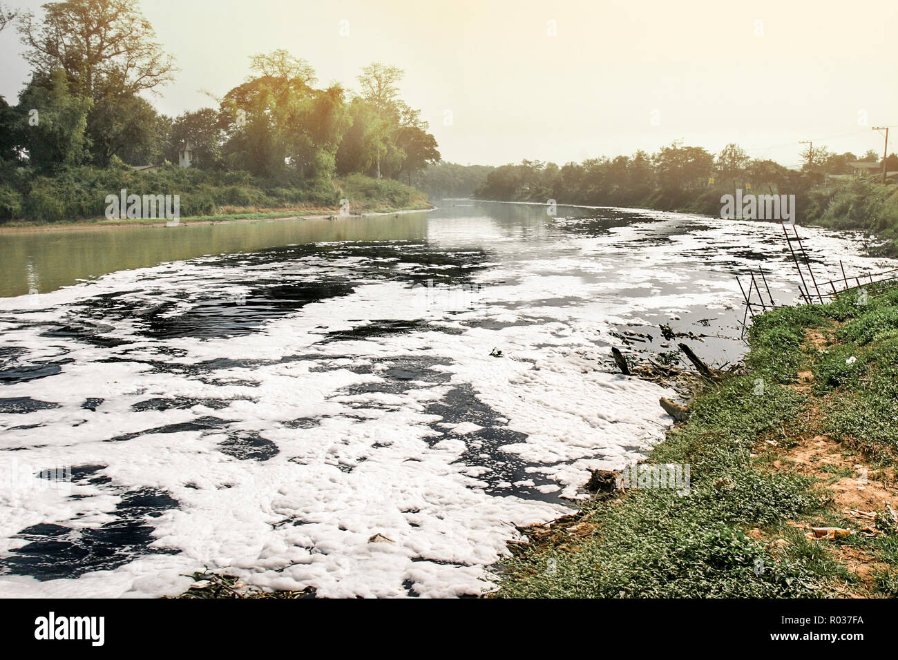 Factory waste pollution river hi-res stock photography and images - Alamy