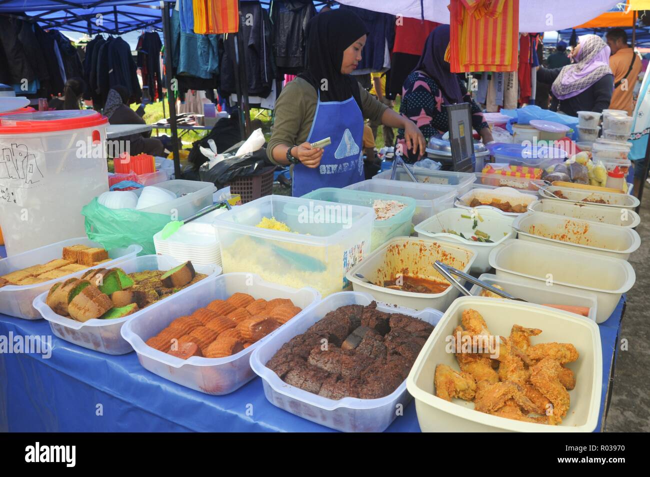 Malaysian hawker hi-res stock photography and images - Alamy
