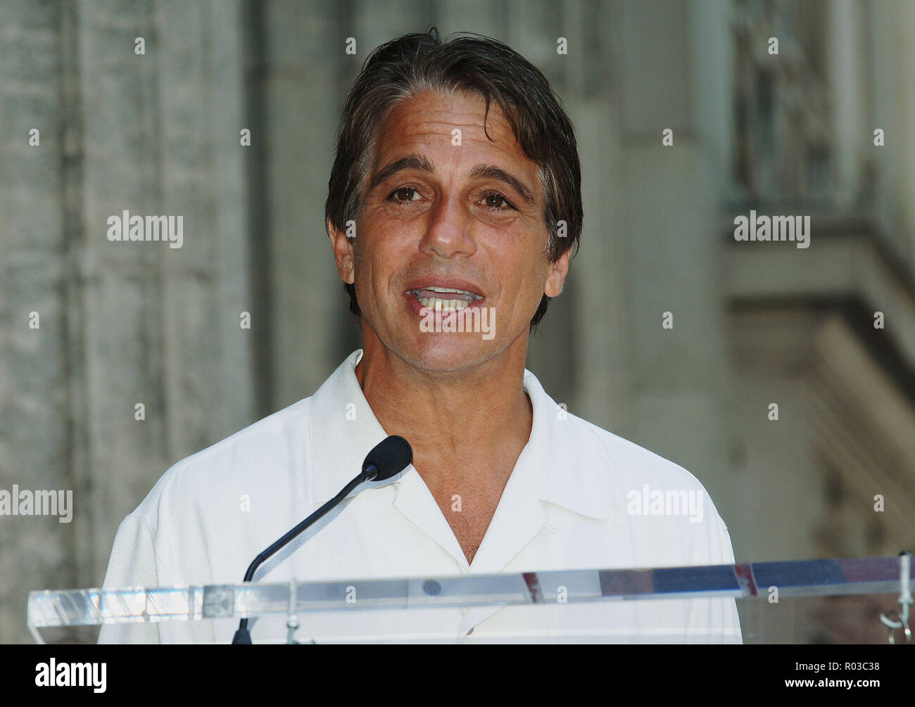 Tony Danza- Roger Ebert ( from Ebert and Roeper Film Critic show ...