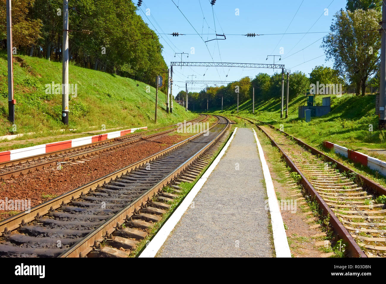 Small railway station hi-res stock photography and images - Alamy