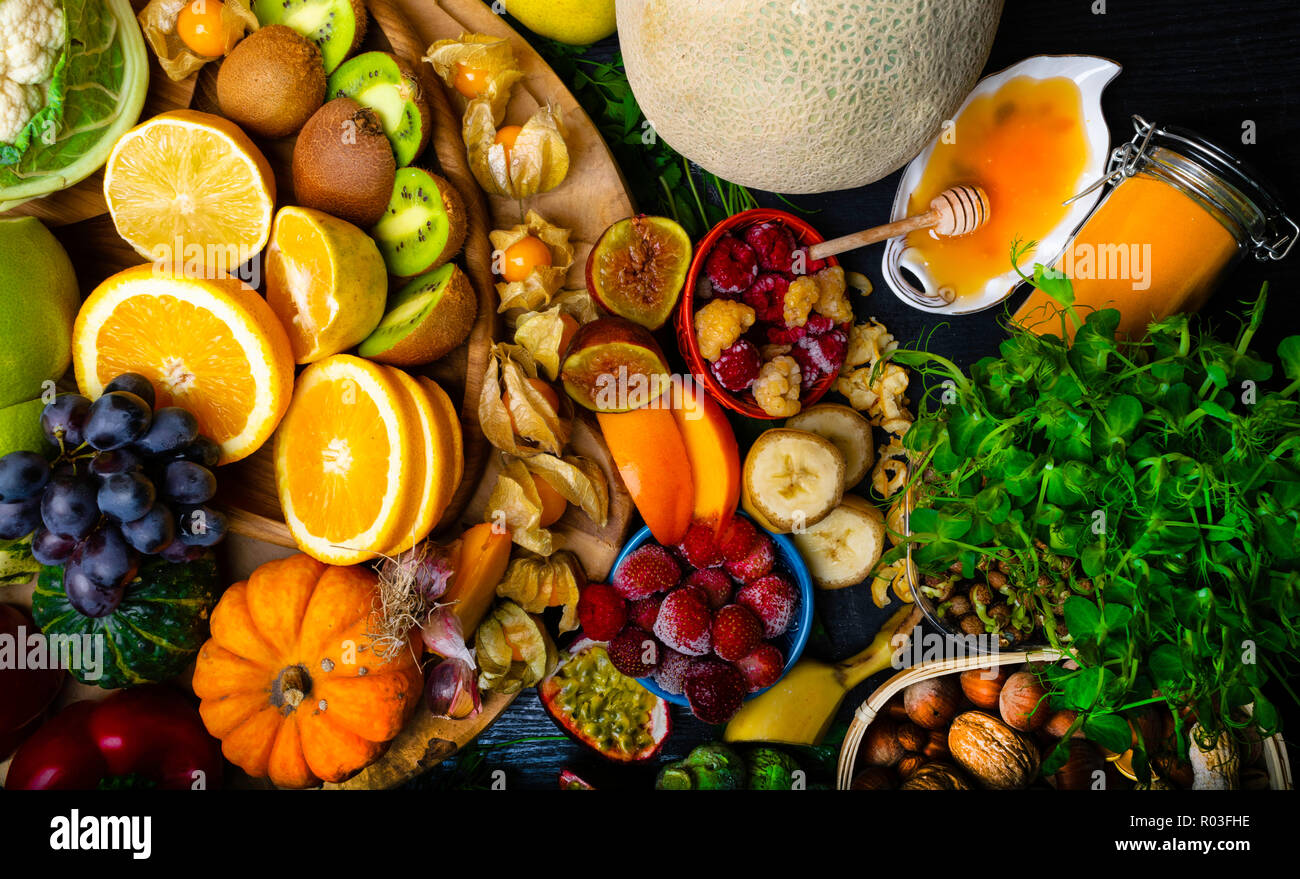 Health and super food to boost immune system, high in antioxidants ...