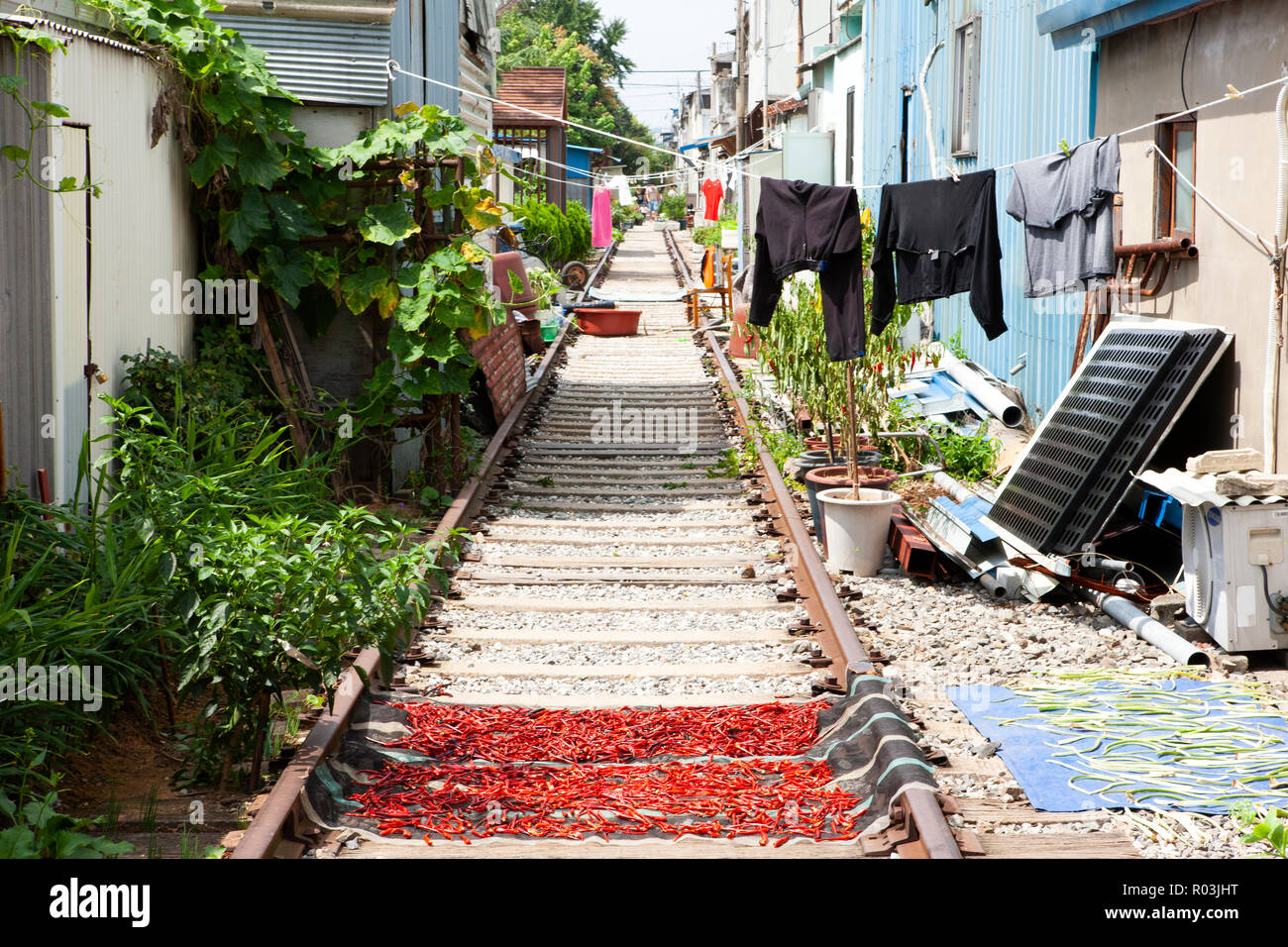 Korea gunsan railroad hi-res stock photography and images - Alamy