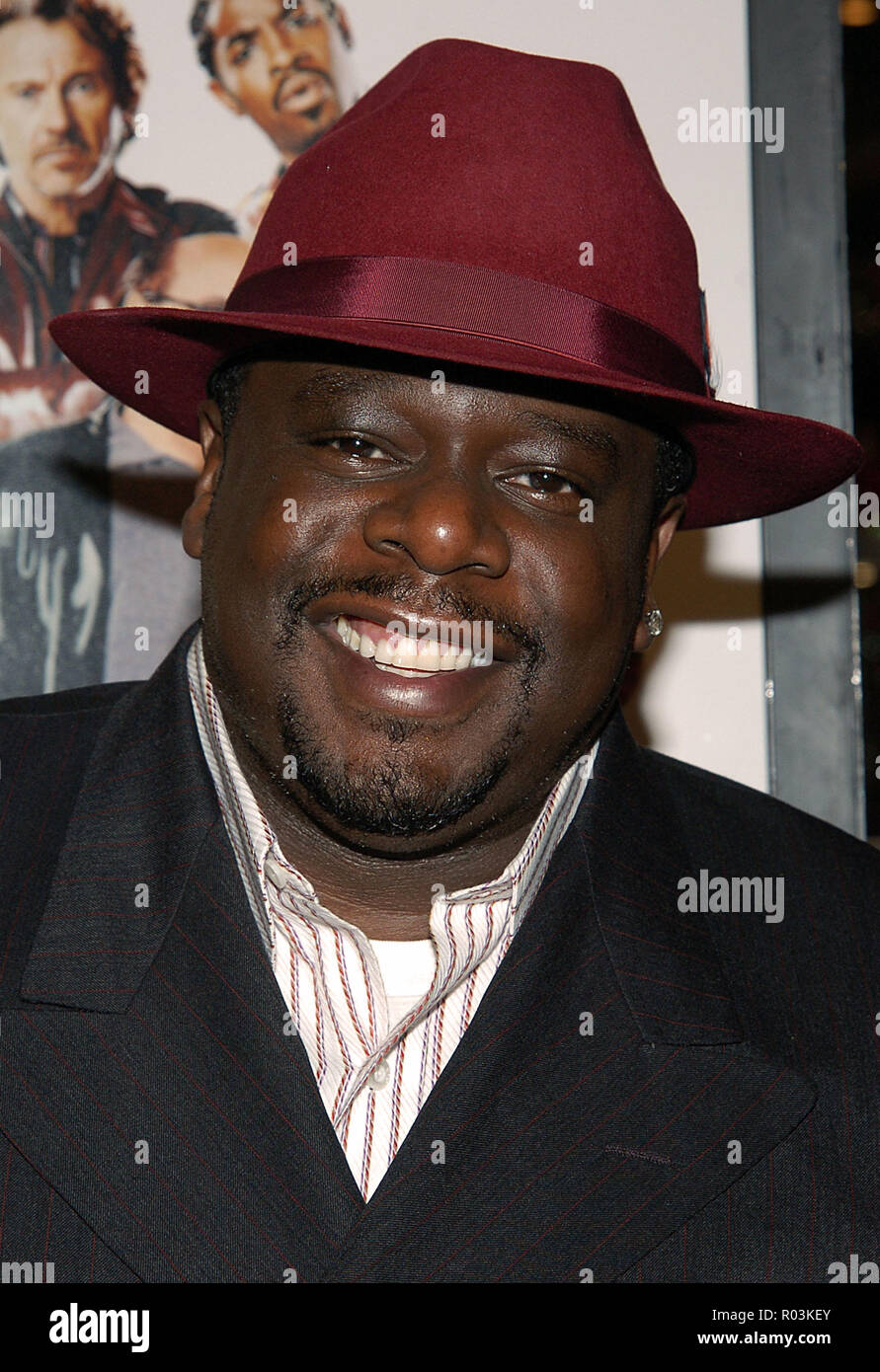 Cedric The Entertainer arriving at the Be Cool Premiere at the Chinese ...