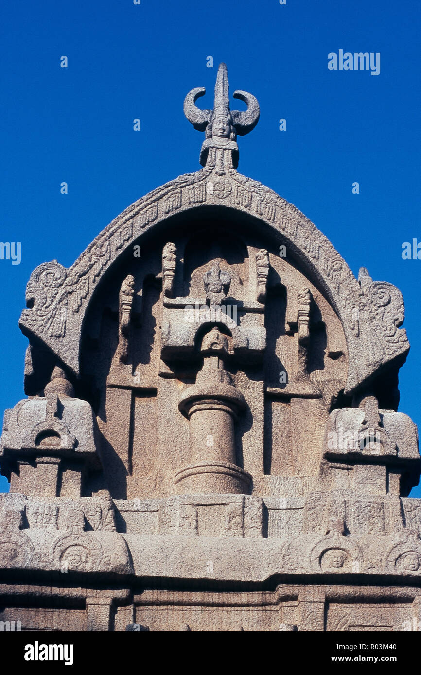 View of Ganesha Ratha Mamallapuram, Mahabalipuram, Tamil Nadu, India ...