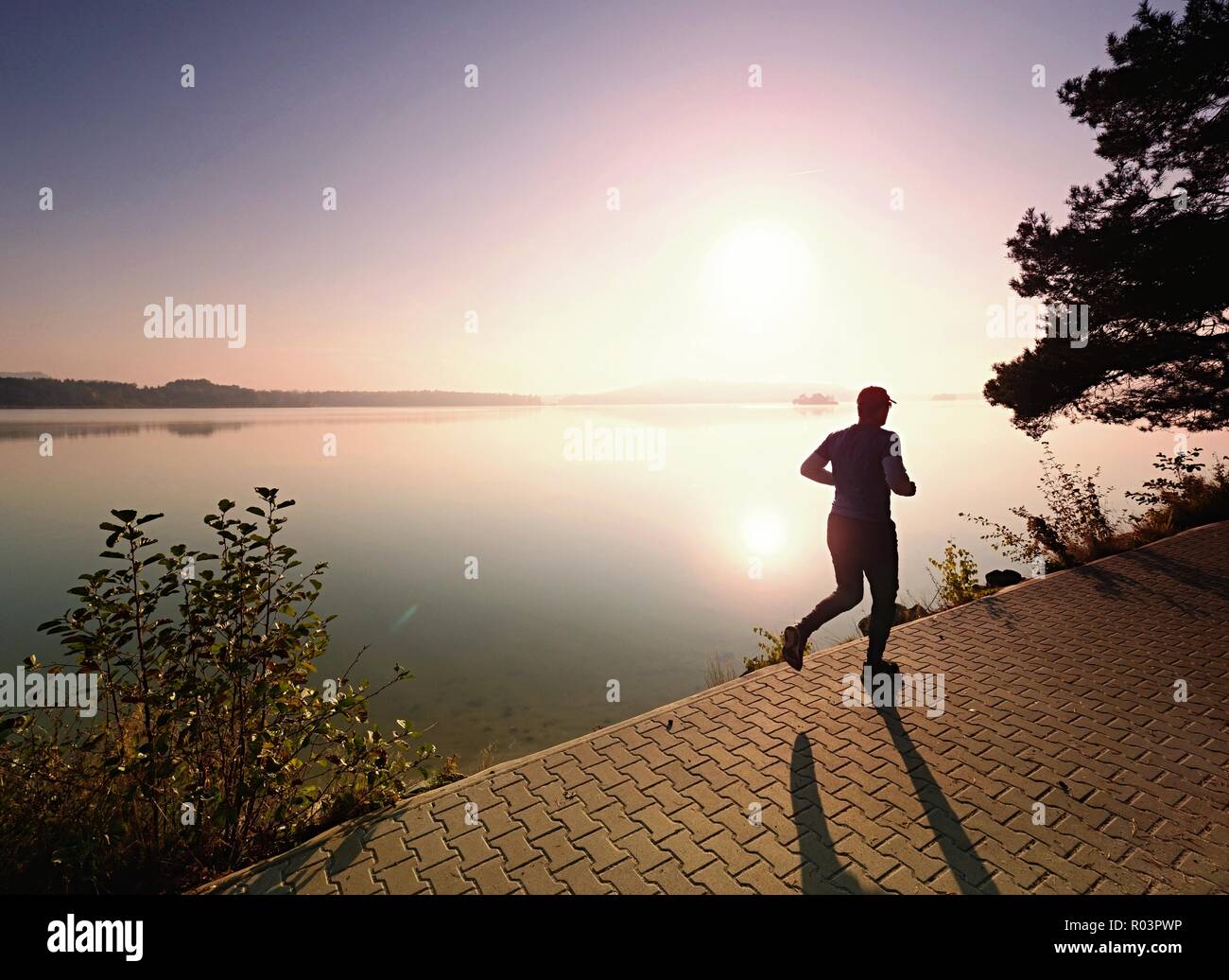 Executive in running pose hi-res stock photography and images - Alamy