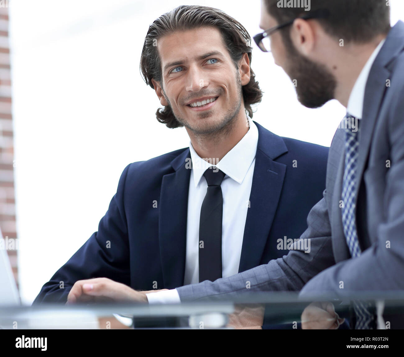 Male executives in office hi-res stock photography and images - Alamy