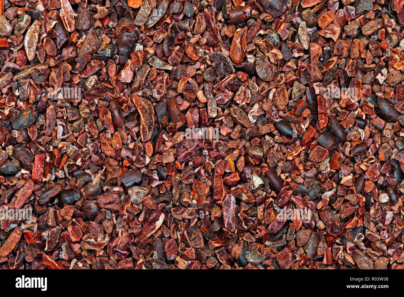 Cocoa nibs hi-res stock photography and images - Alamy