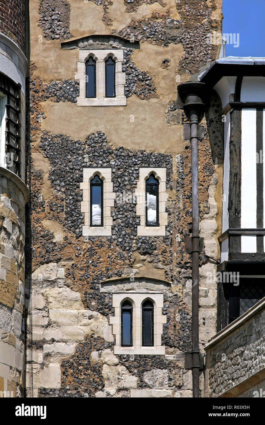 Inside medieval tower of london hi-res stock photography and images - Alamy