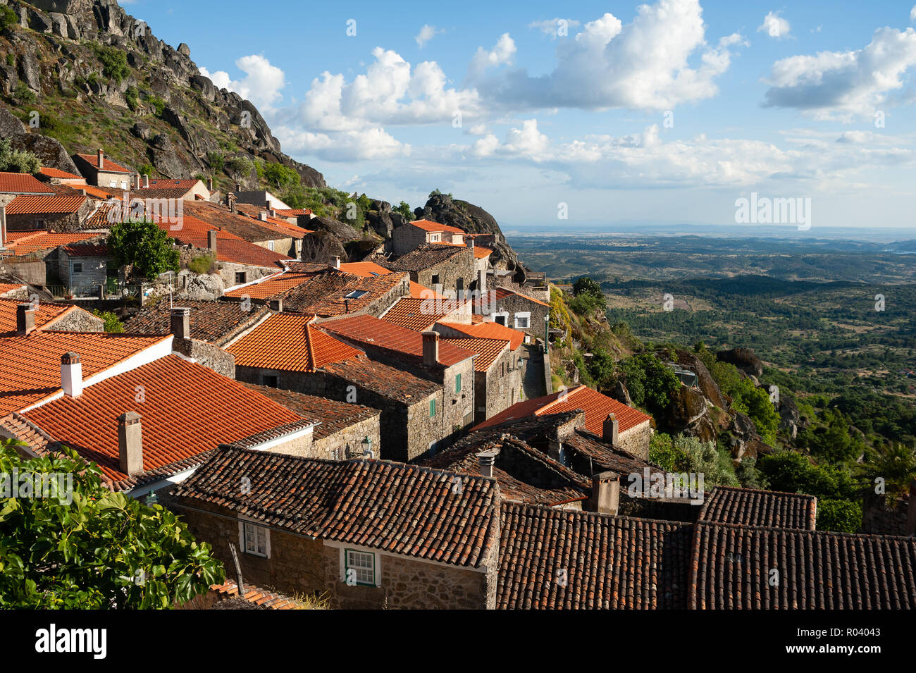 Monsanto, Portugal, The mountain village of Monsanto Stock Photo - Alamy