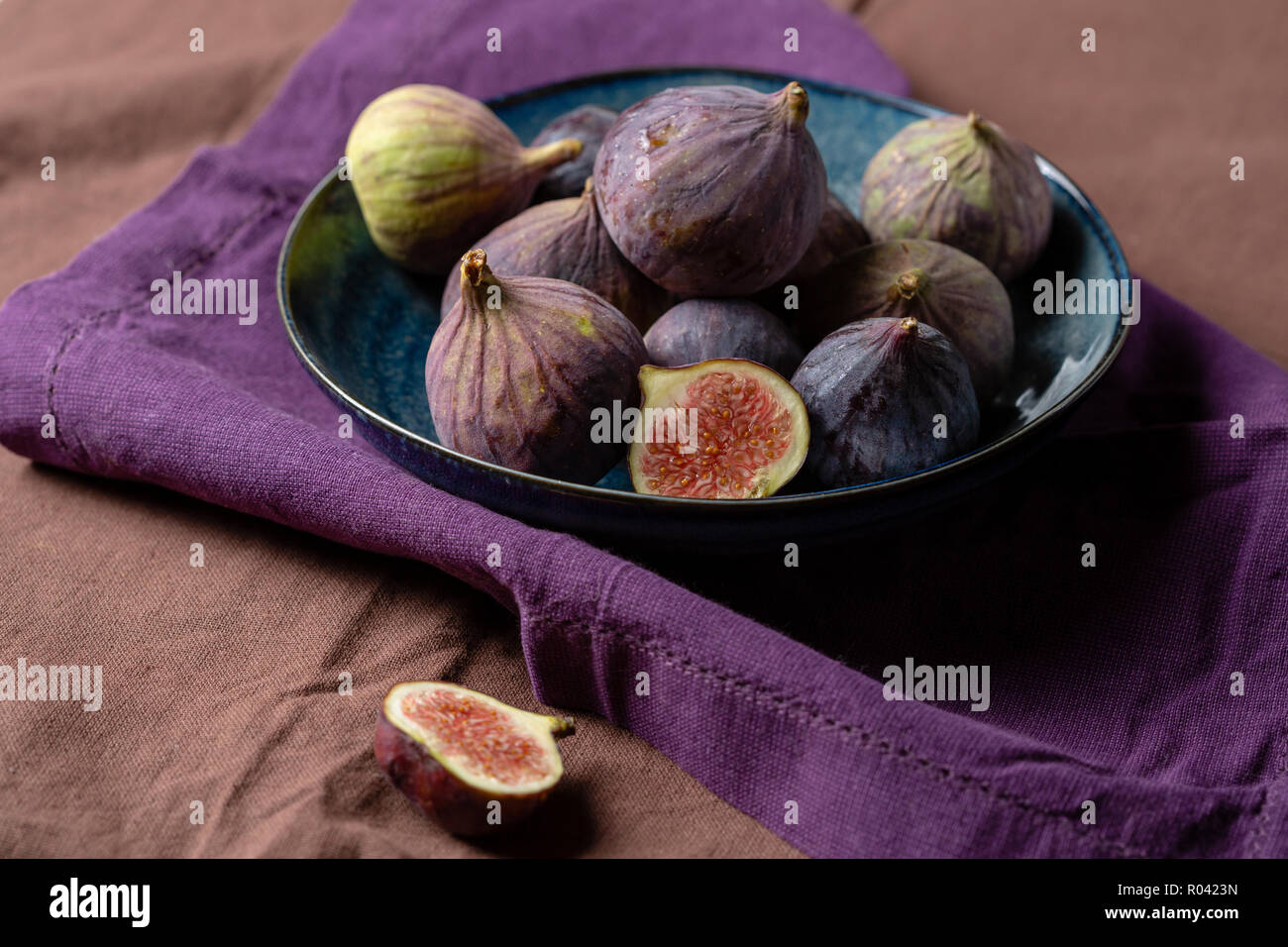 Natural fruit figs in bowl Stock Photo - Alamy