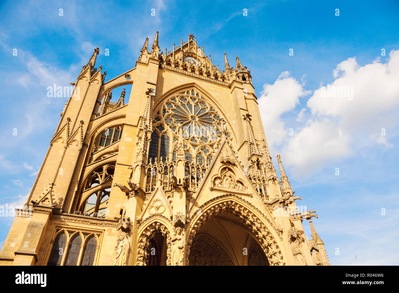 Saint stephen of metz hi-res stock photography and images - Alamy