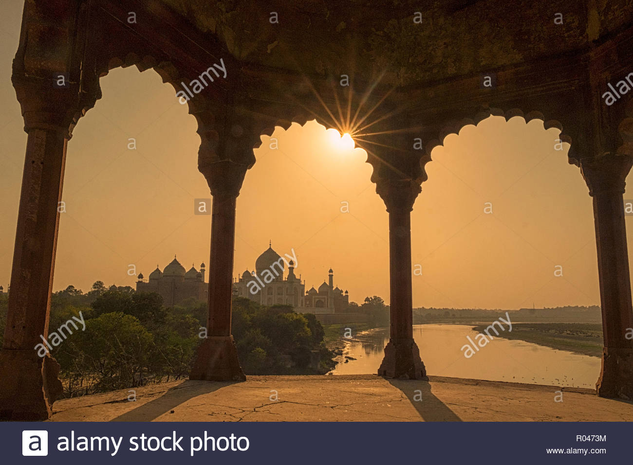 Taj Mahal Different Angle Stock Photos & Taj Mahal Different Angle ...