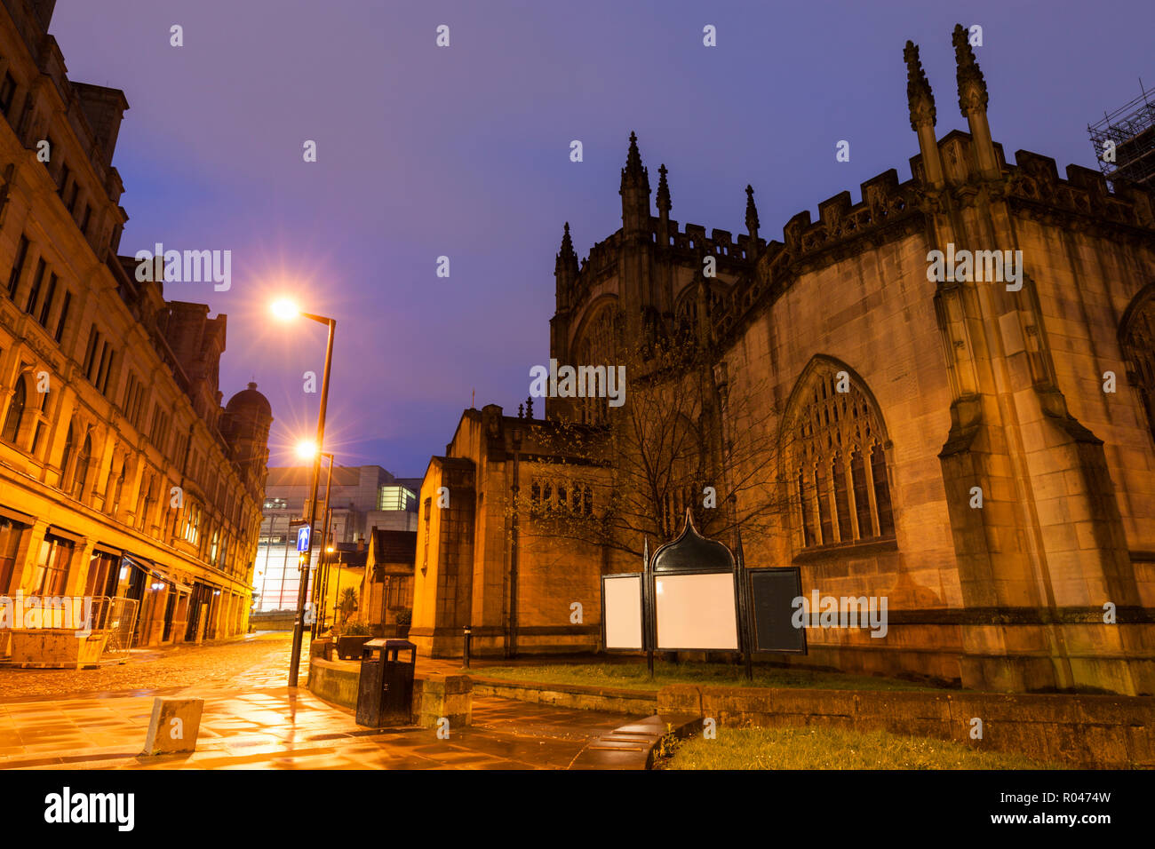 Manchester Cathedral at night. Manchester, North West England, United ...