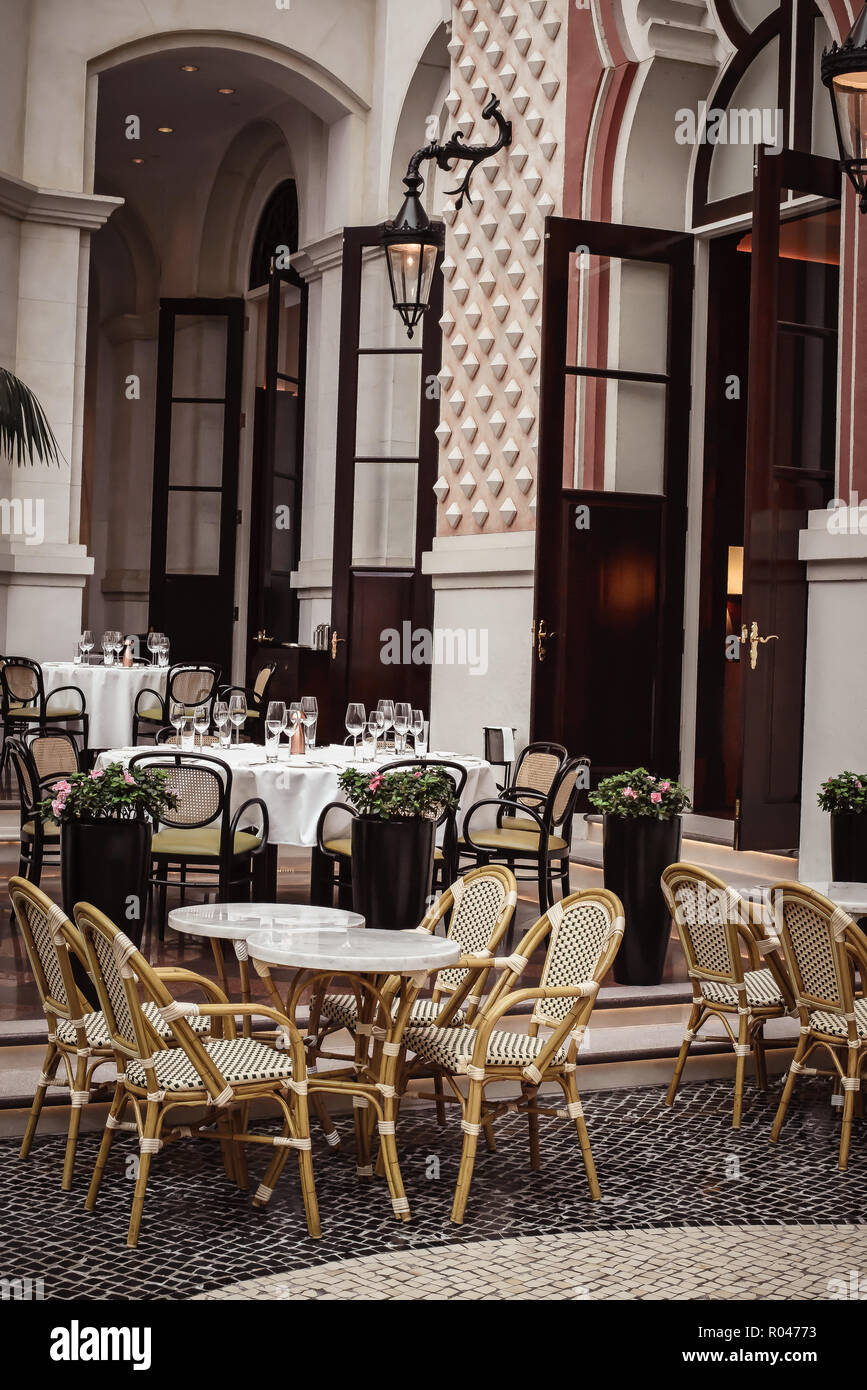table setting in beautiful european restaurant Stock Photo - Alamy