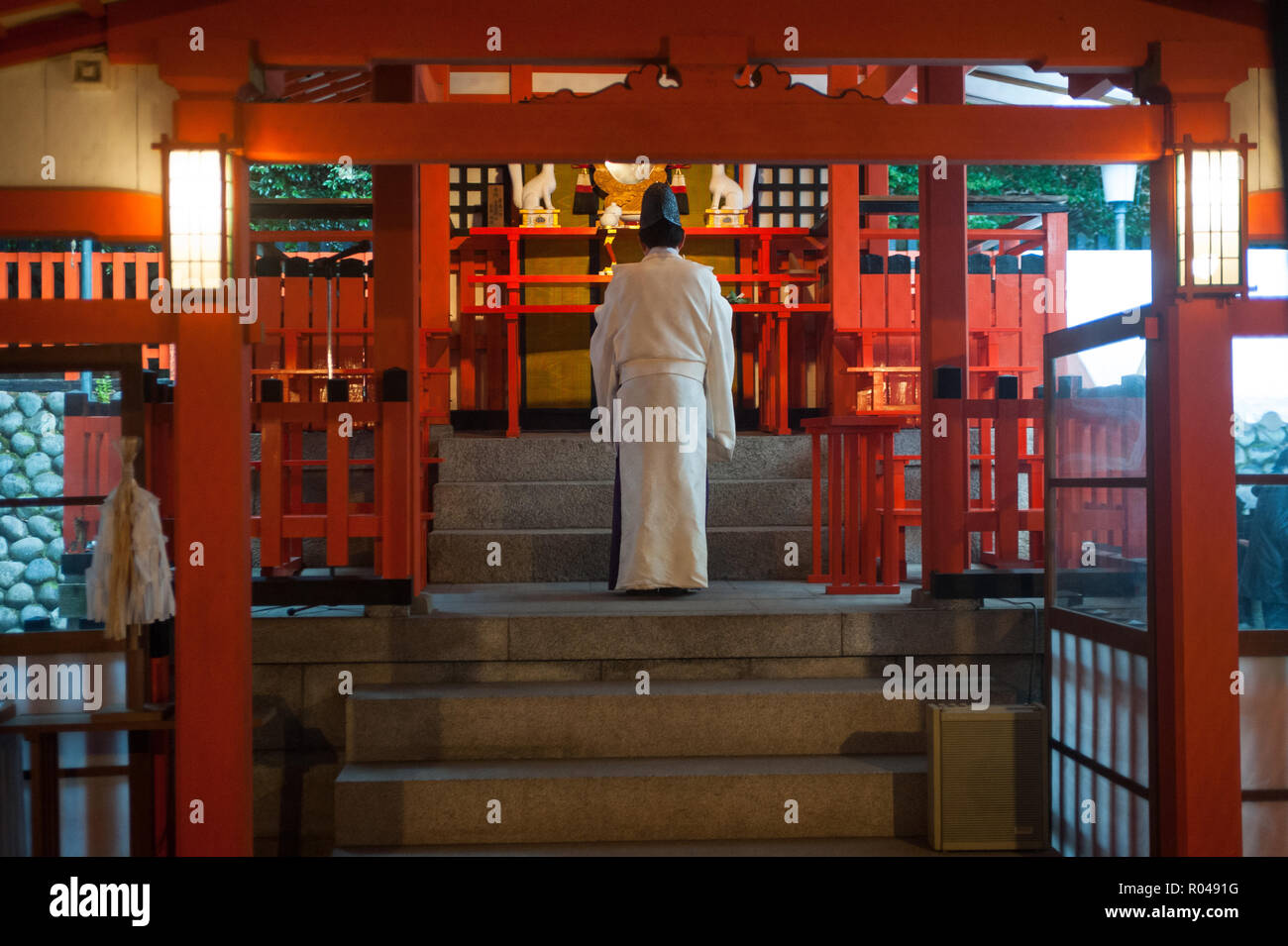 Shintoism japan priest hi-res stock photography and images - Alamy