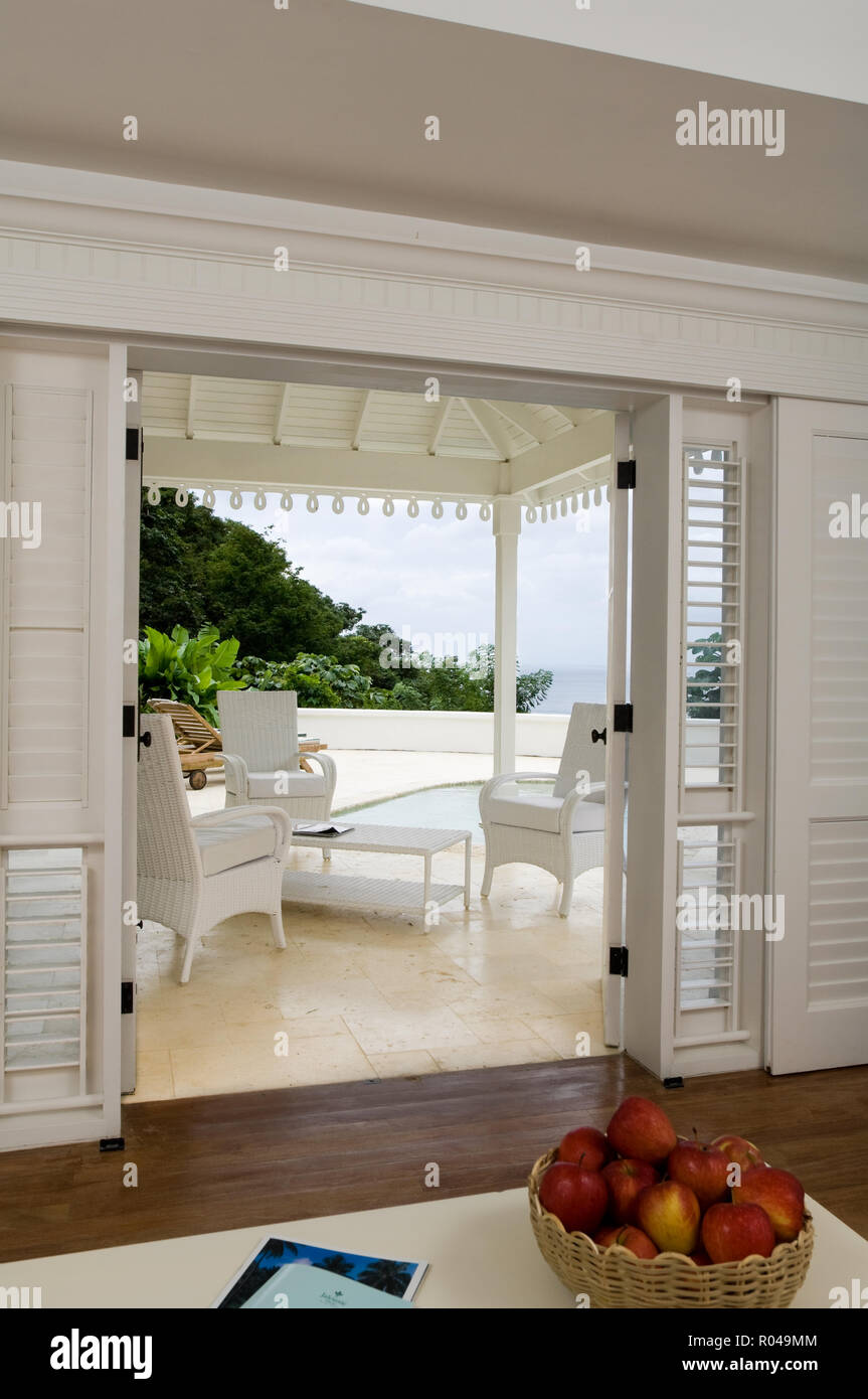 Open doors to patio Stock Photo - Alamy