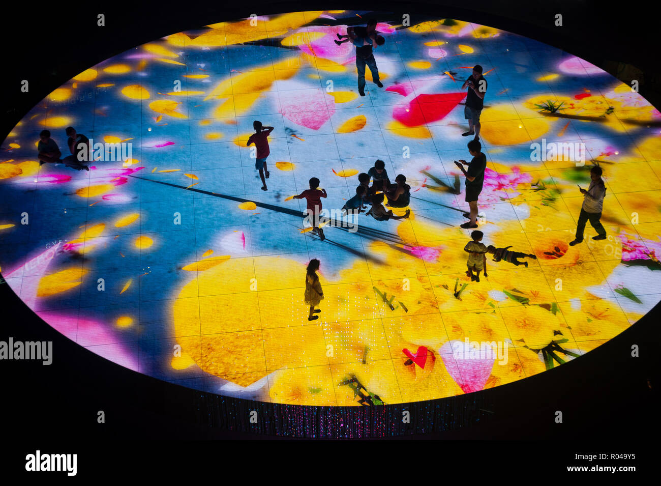 Republic of Singapore, Interactive light installation in Marina Bay ...