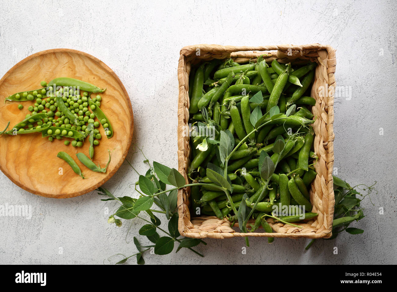 Healthy green peas in box Stock Photo - Alamy