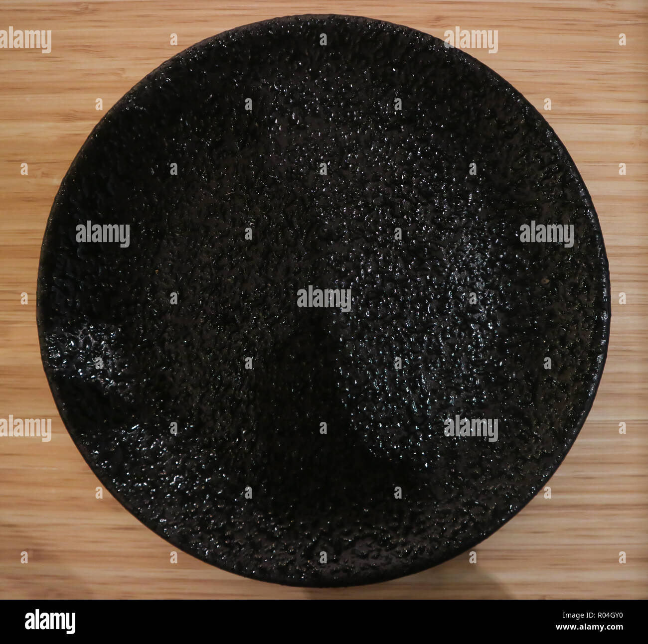 Black square empty plate hi-res stock photography and images - Alamy