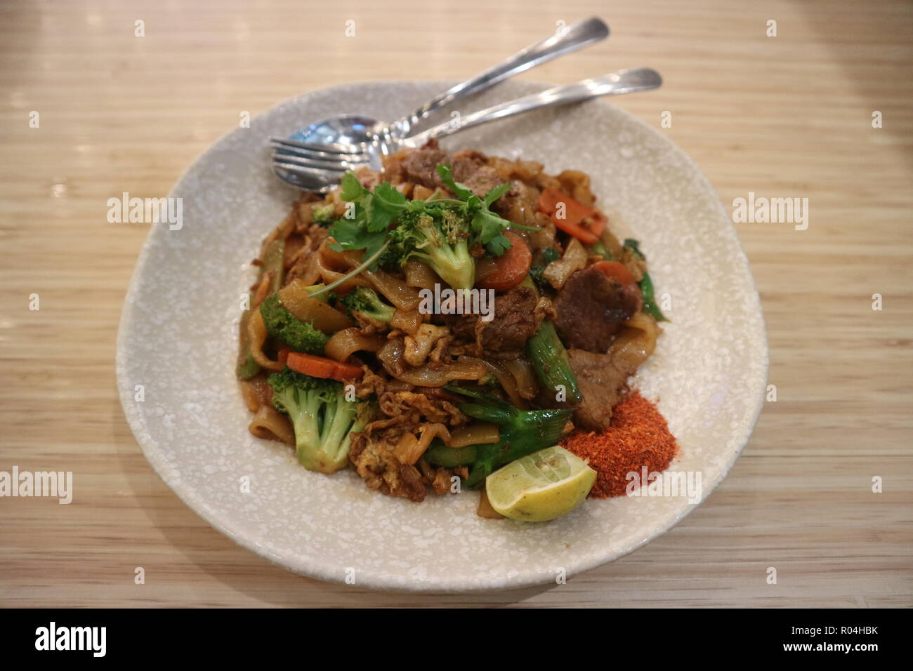 fried beef kwetiau Stock Photo - Alamy
